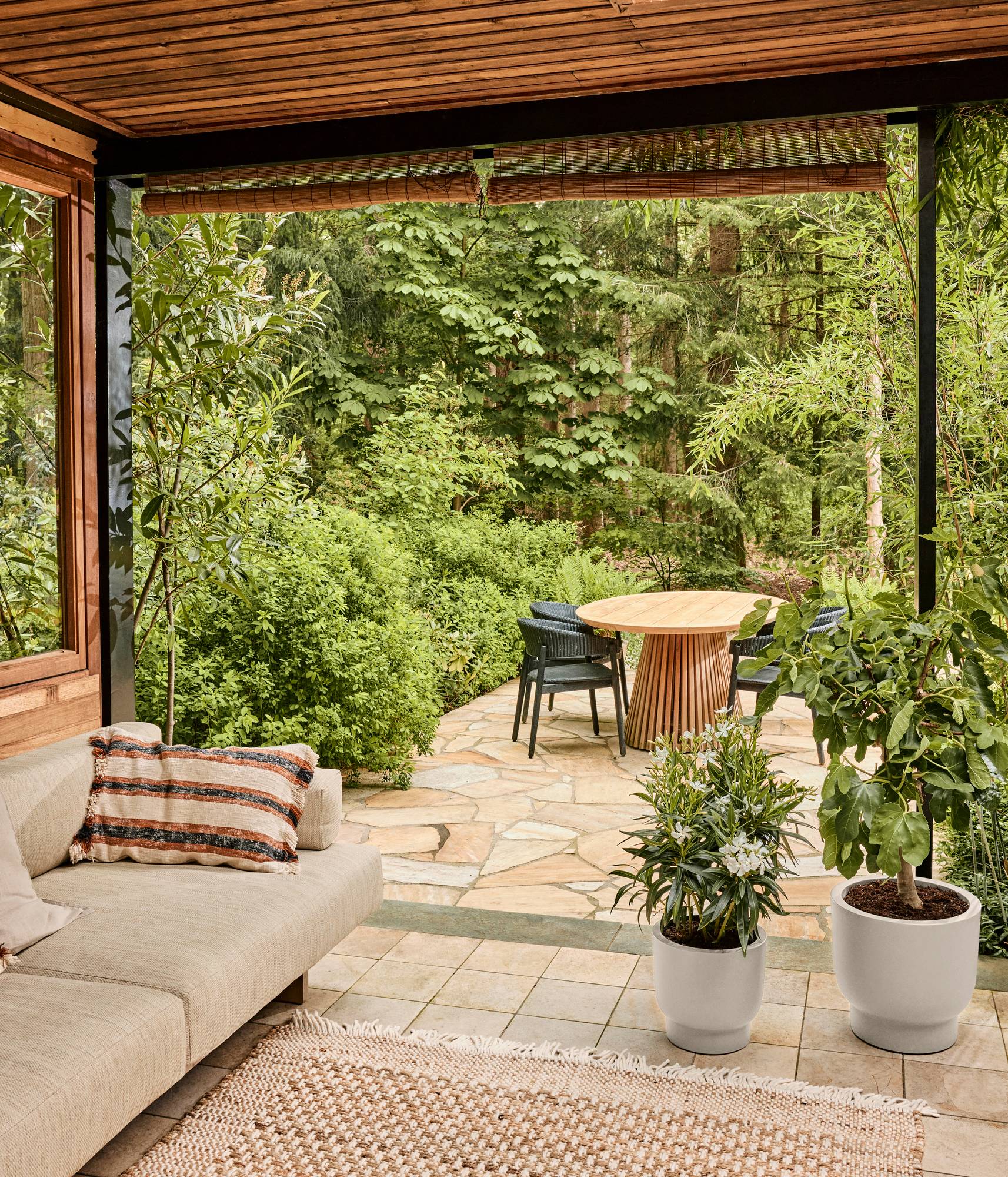 amber grail 40cm linen white - elho® - Give room to nature