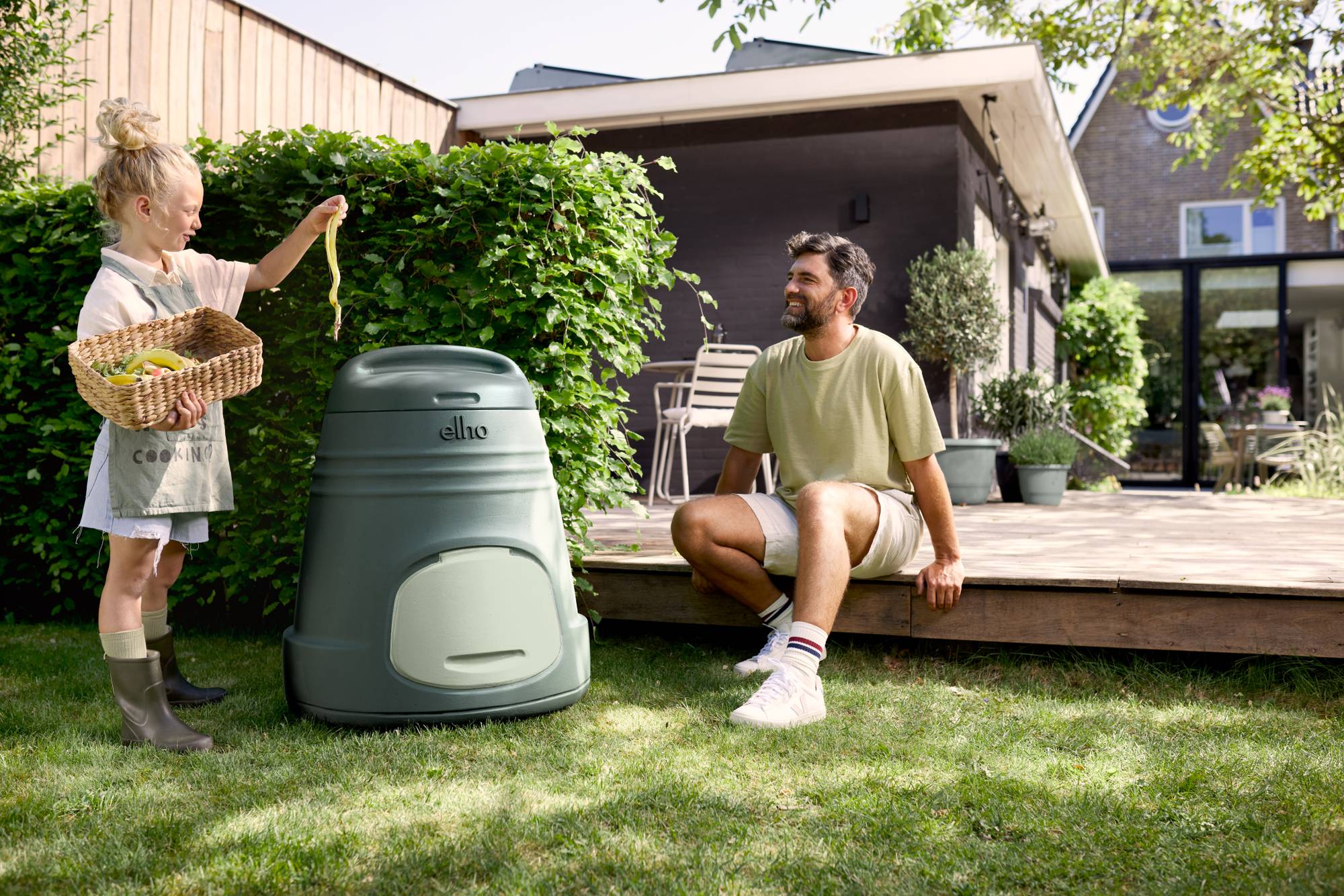 green basics composter 200L leaf green - elho® - Give room to nature