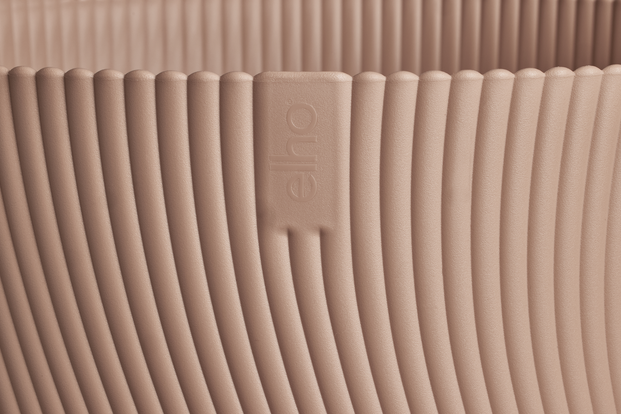sereh round 60cm cool clay - elho® - Give room to nature